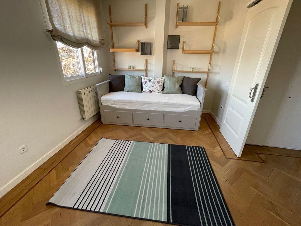 Außenwohnung Mit Blick Auf Den Park Maria Eva In Salamanca, Madrid ...
