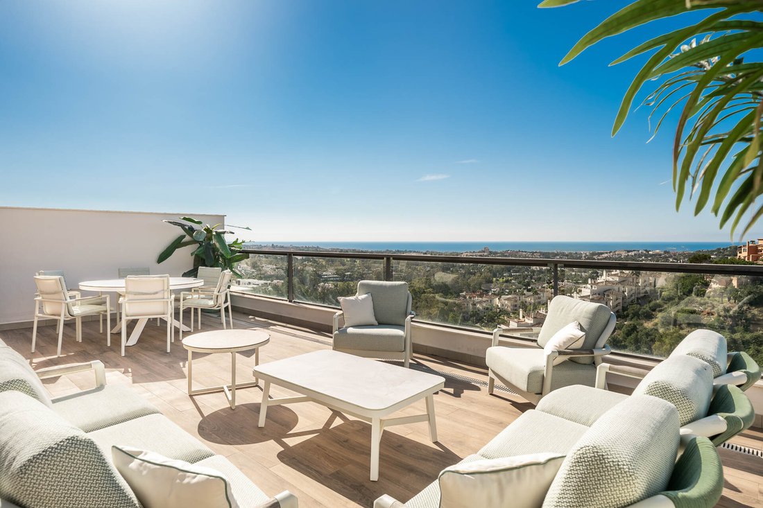 Luxury Duplex Penthouse With Panoramic Sea In Nueva Andalucia, Marbella ...