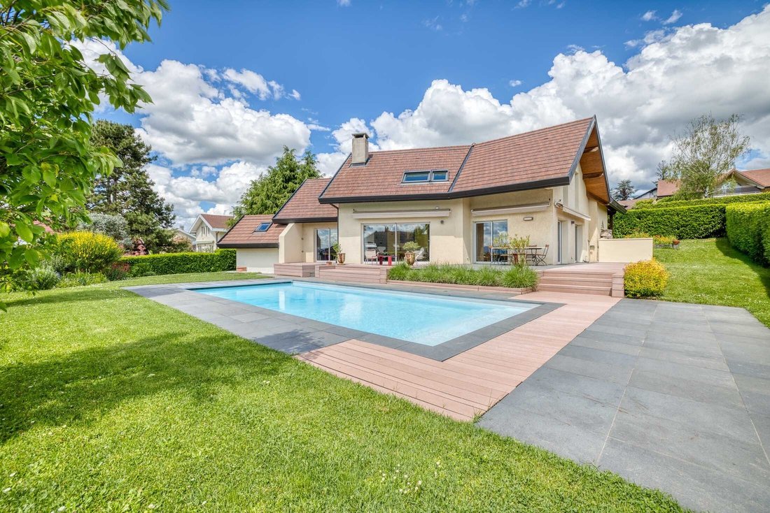 Annecy Le Vieux – Stunning Architect Designed Family In Haute Savoie ...