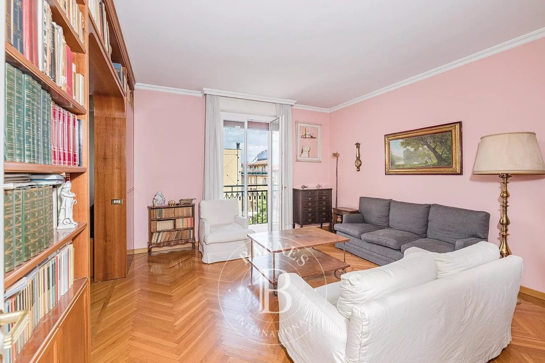 Bright Apartment On A High Floor In Cinque Giornate Cadore, Milan ...