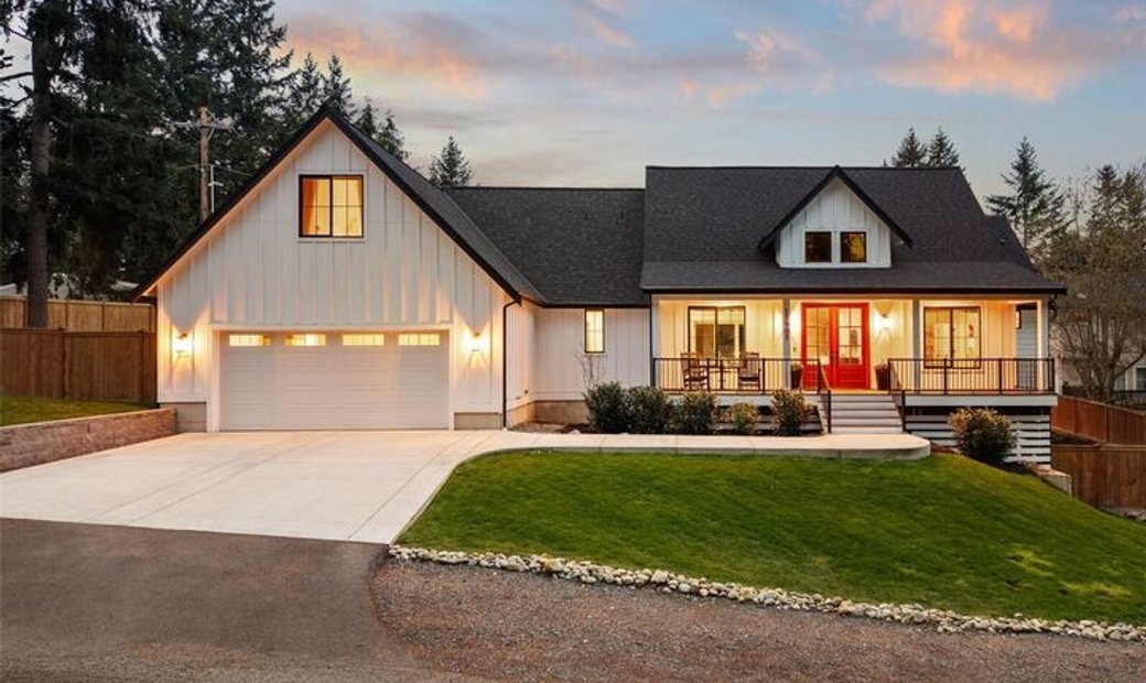 Exquisite Custom Home With Versatile In Lake Tapps, Washington, United ...