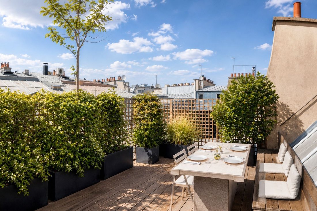 Paris : Duplex Sur Le Toit Vendôme Avec Dans Paris, île De France ...