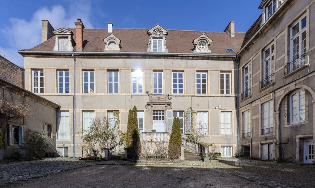 Dijon Hôtel Millotet Dans Dijon, Bourgogne Franche Comté, France à ...