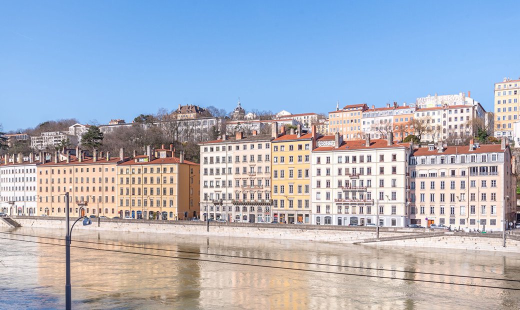 Altstadt Von Lyon T4 Quais De In Lyon, Auvergne Rhône Alpes, Frankreich ...