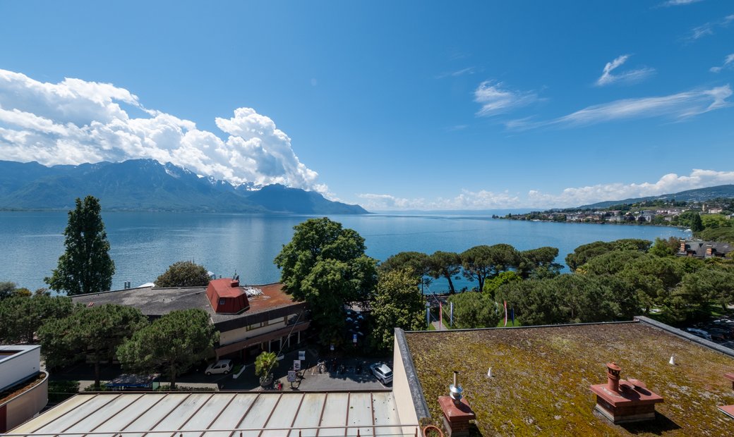 Appartement De 4.5 Pièces Au Bord Du Lac Au Cœur In Montreux, Vaud ...