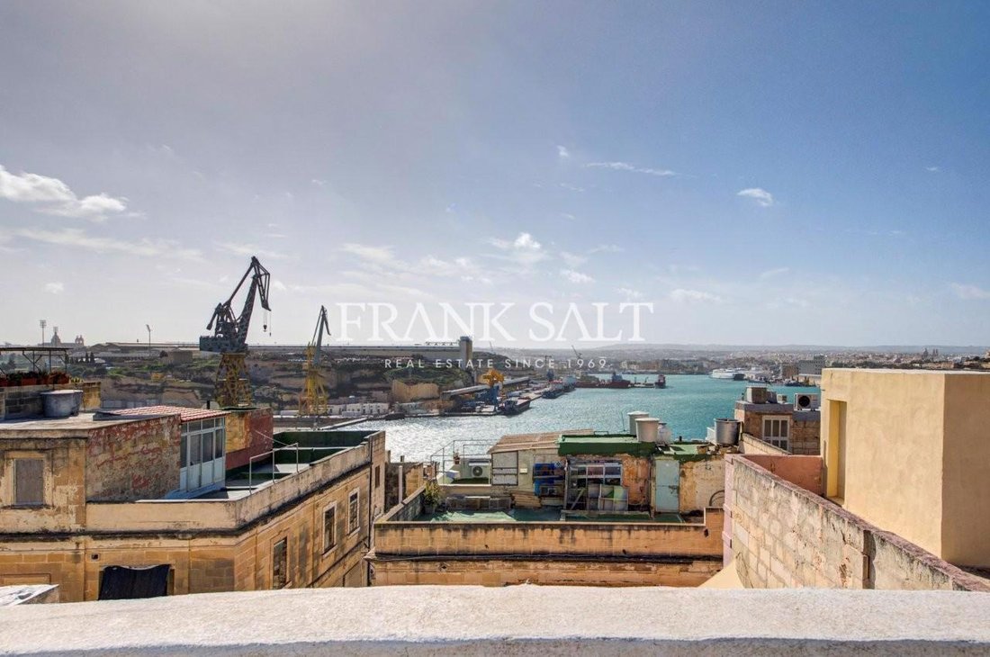 Senglea Converted Corner Townhouse In Senglea, Malta For Sale (17346422)