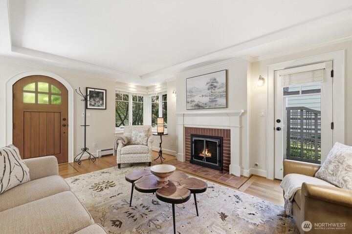 Timeless Craftsman Elegance With Modern In Seattle, Washington, United ...