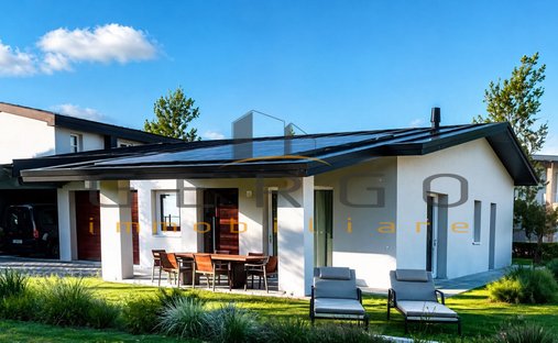 Luxury homes with pool for sale in San Giacomo - Lion-Carpanedo ...