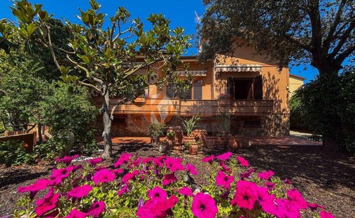 Luxury water view houses for sale in Porto Torres, Sardinia, Italy ...