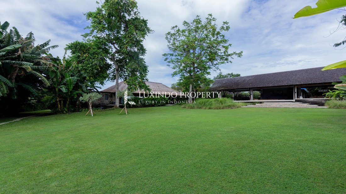 Beachside Estate Crafted By A Distinguished Architect For In Bali ...