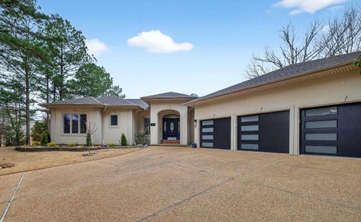 Luxury renovated homes for sale in Hot Springs Village, Arkansas ...