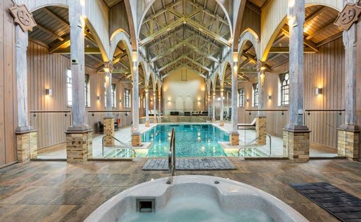 Luxury houses with indoor pool for sale in Woodleigh, England ...