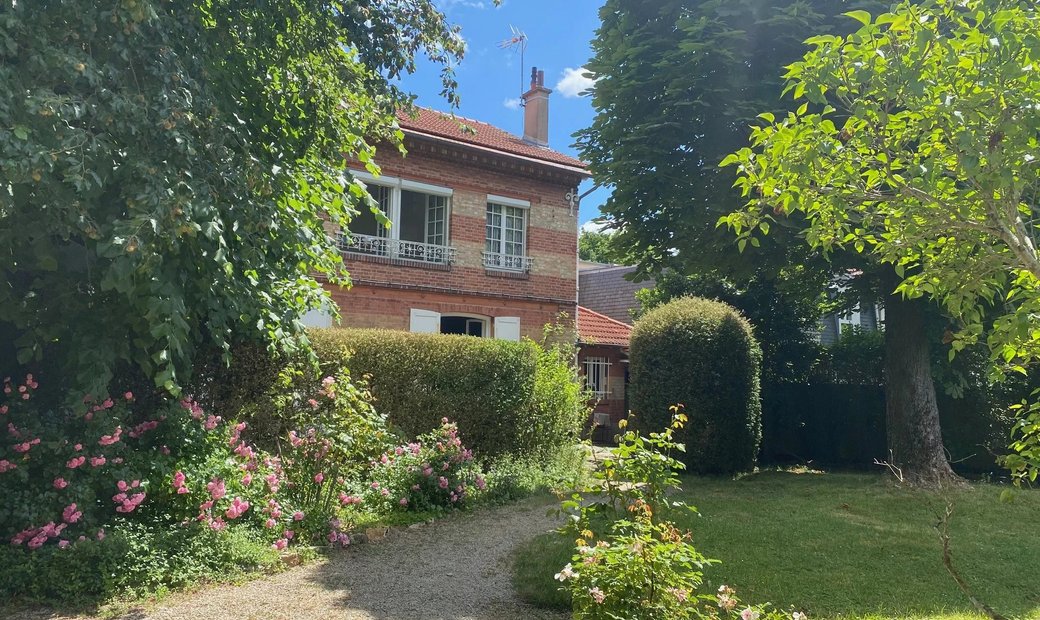 Saint Cloud House In Saint Cloud, île De France, France For Sale (18210996)