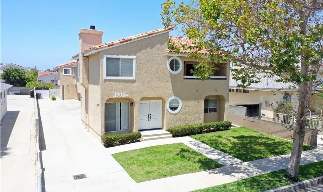 Multi Family In Gardena In Gardena, California, United States For Sale ...