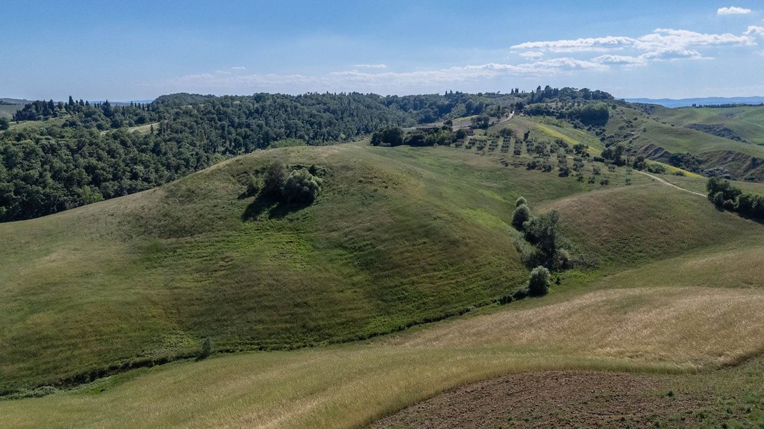Rural Complex To Be Restored For Sale In Asciano In Asciano, Tuscany ...
