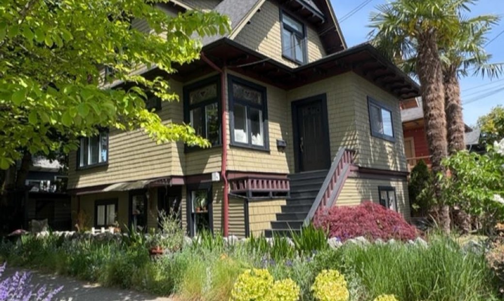 Timeless Elegance Meets Modern Comfort In Vancouver, British Columbia ...