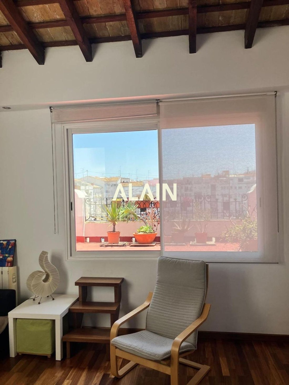 Valencia Loft In L'eixample, Valencia, Spain For Sale (18254446)