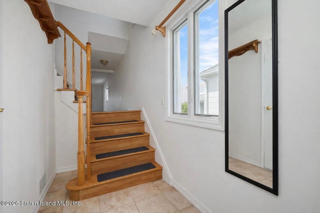 Duplex In Staten Island In New York, New York, United States For Sale ...