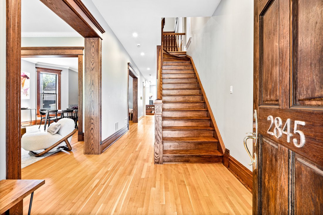 Single Family Home/House Chicago United In Chicago, Illinois, United ...