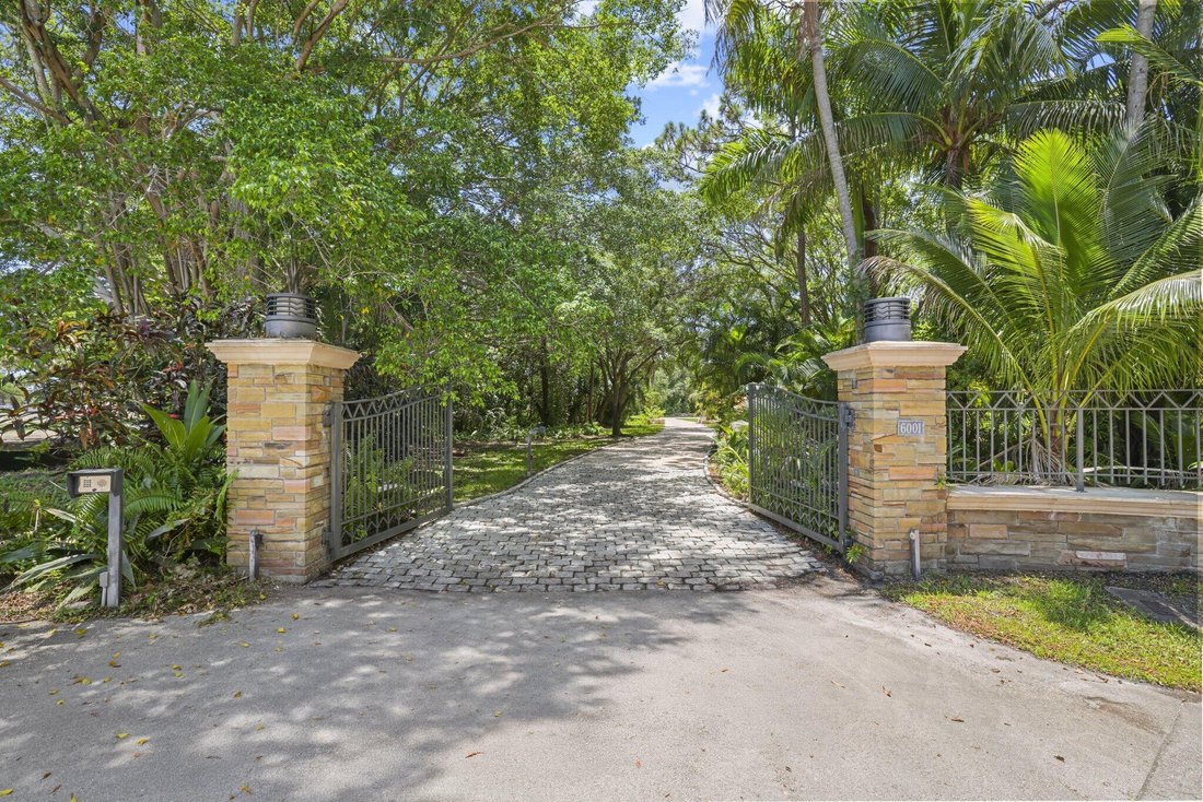 Unmatched 10 Acre Luxury Estate With In Boca Raton, Florida, United ...