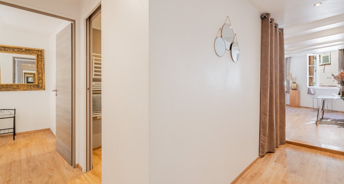 Old Nice 3 Room Apartment Of In Nice, Provence Alpes Côte D'azur ...